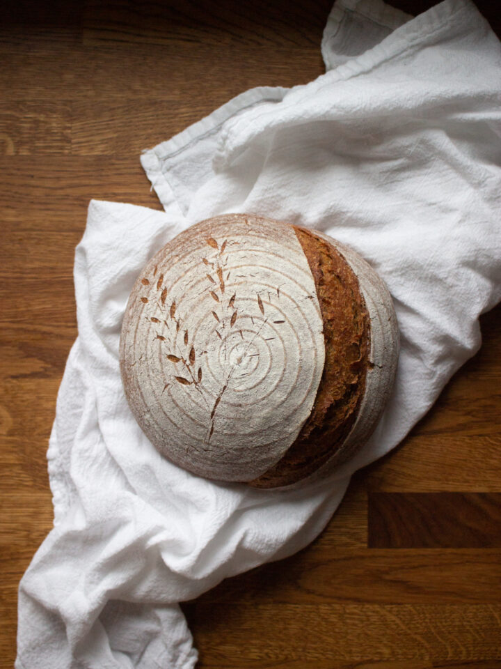 Garlic Rosemary Sourdough Pull Apart Bread - letsmakesourdough.com