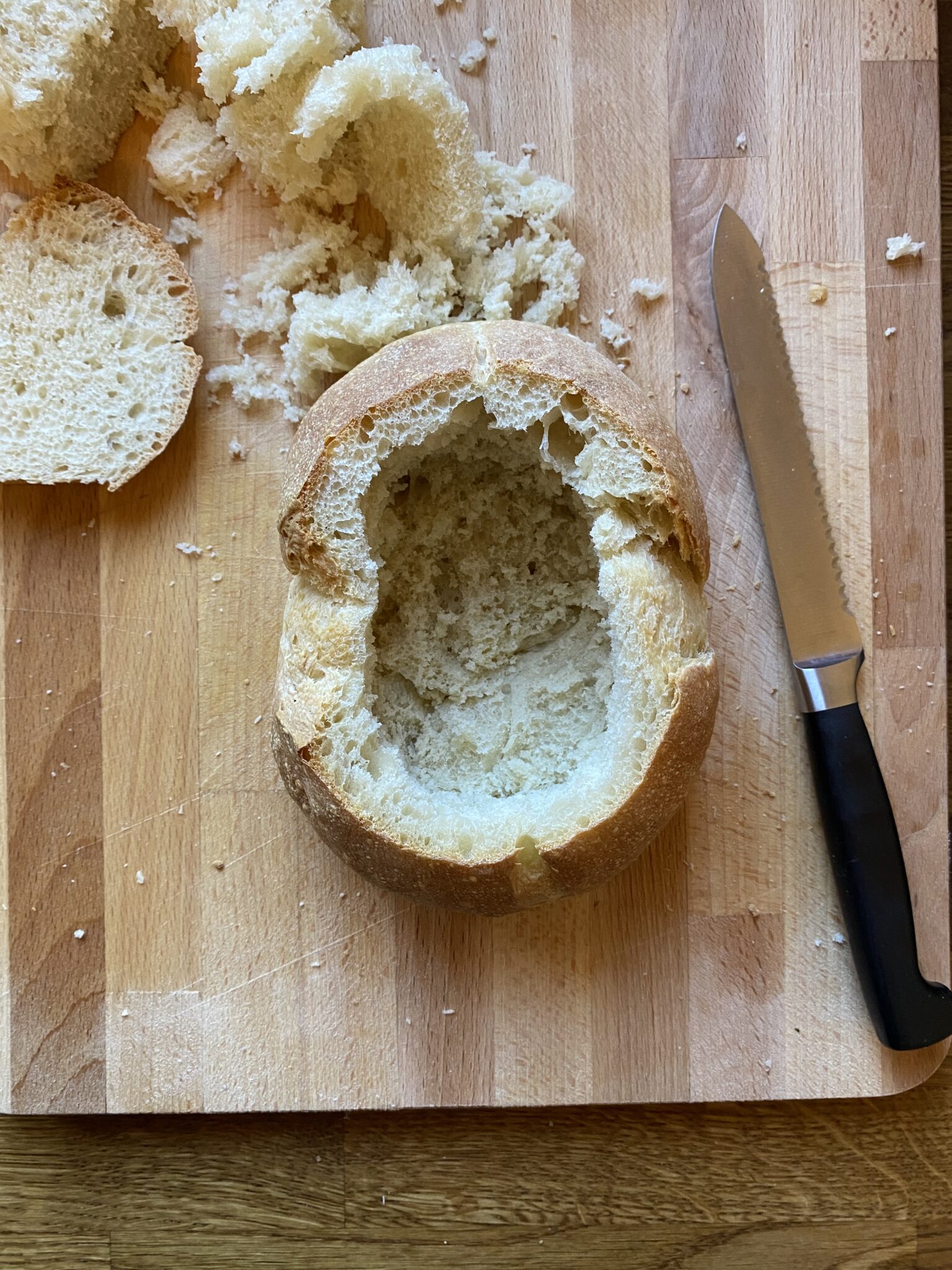 Sourdough Bread Bowls - letsmakesourdough.com